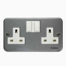 Twin Metal Clad Socket 13Amps – Tronic Kenya